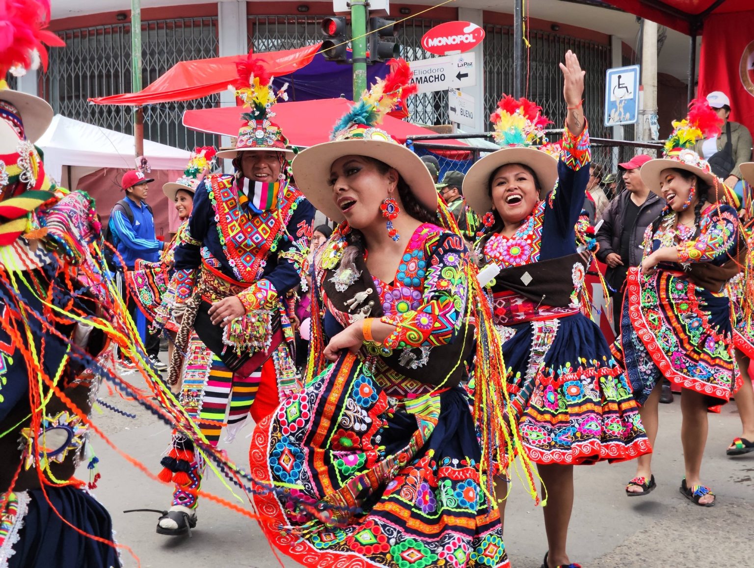 Paz destaca que el Carnaval de Bolivia impacta al mundo y logra niveles ...